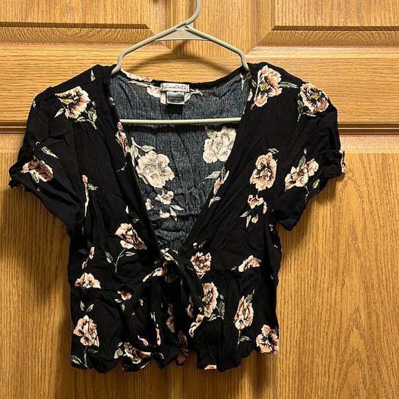 Luna Chix | Tops | Luna Chix Black Floral Cropped Tshirt That Ties In ...